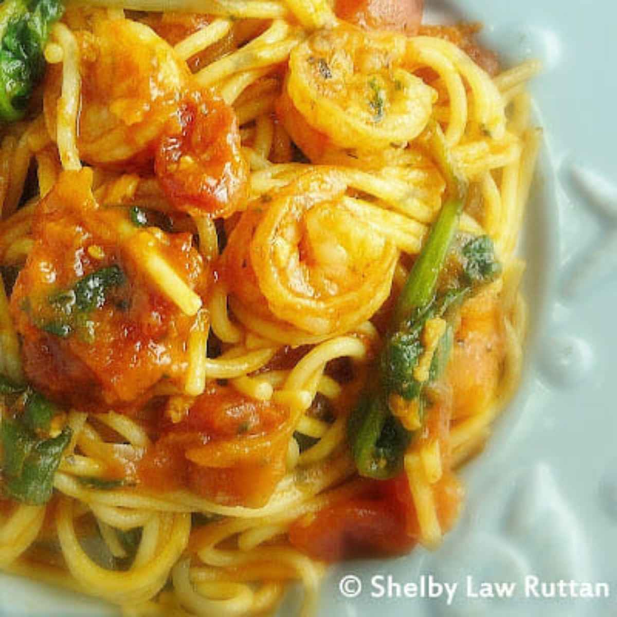 Shrimp with Spinach and Pasta - Grumpy's Honeybunch