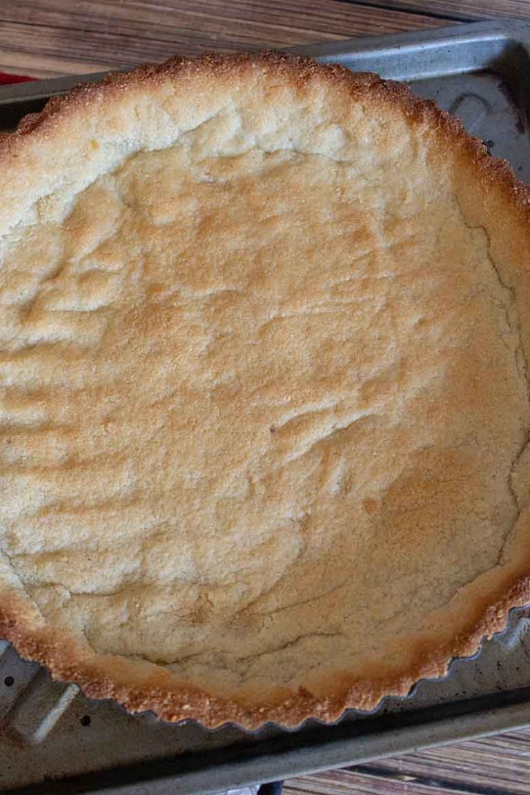 Easy Strawberry Tart with Almond Cream Filling - Grumpy's Honeybunch