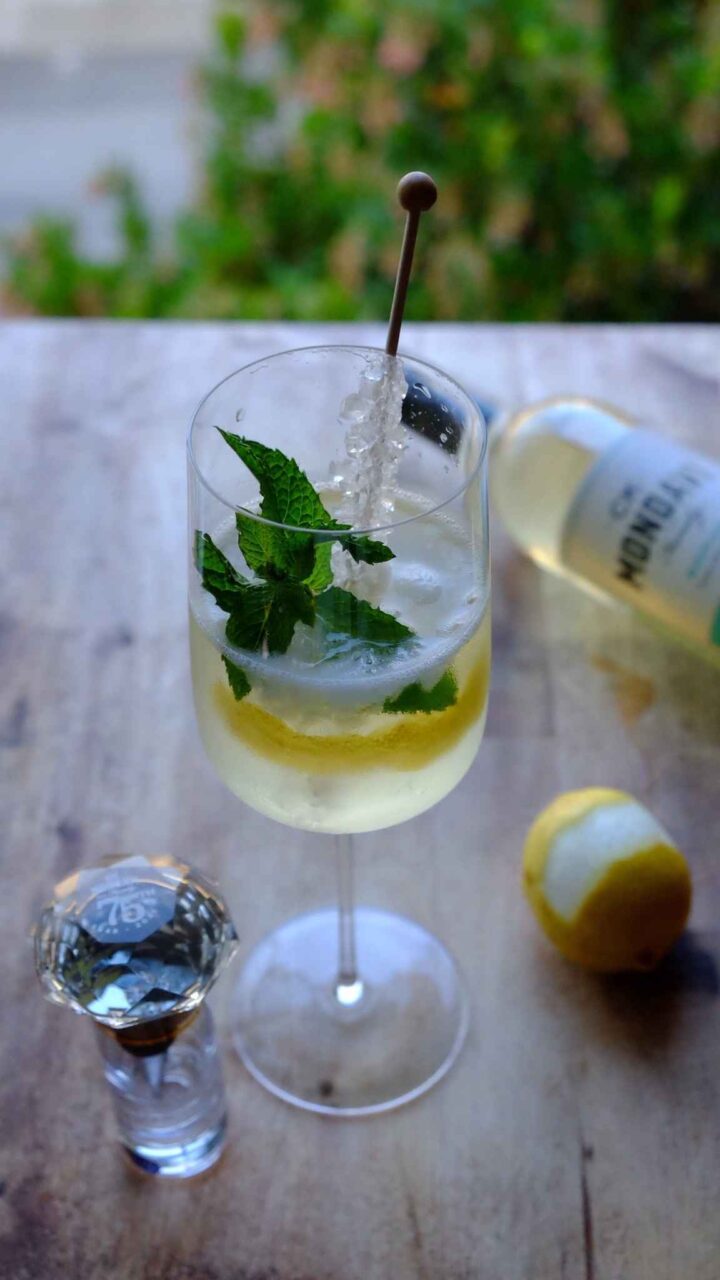 Blue Diamond Wine Cocktail - Grumpy's Honeybunch