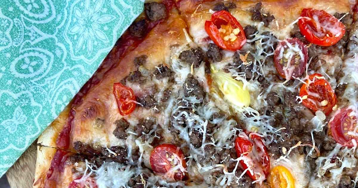 Ground Beef Pizza - Grumpy's Honeybunch