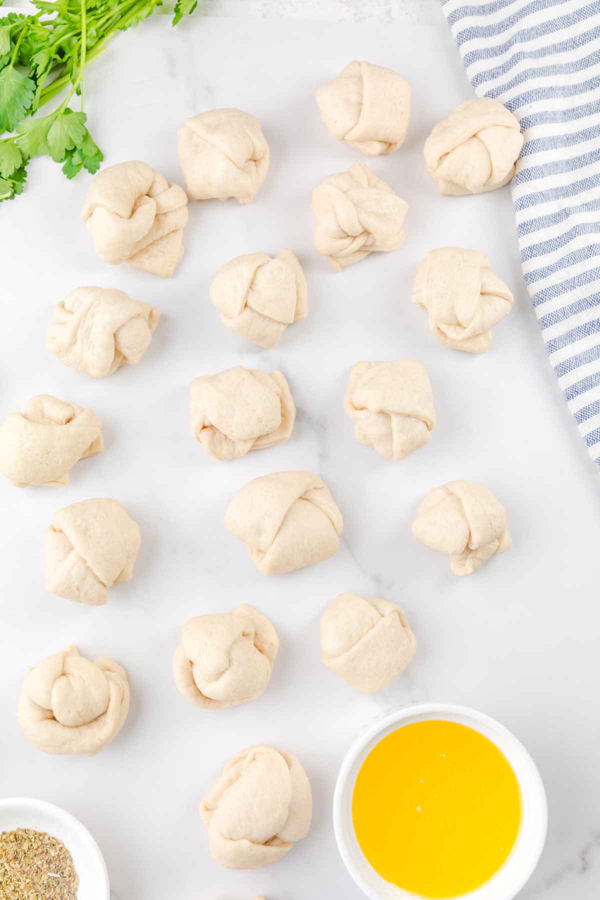 Air Fryer Garlic Knots - Grumpy's Honeybunch