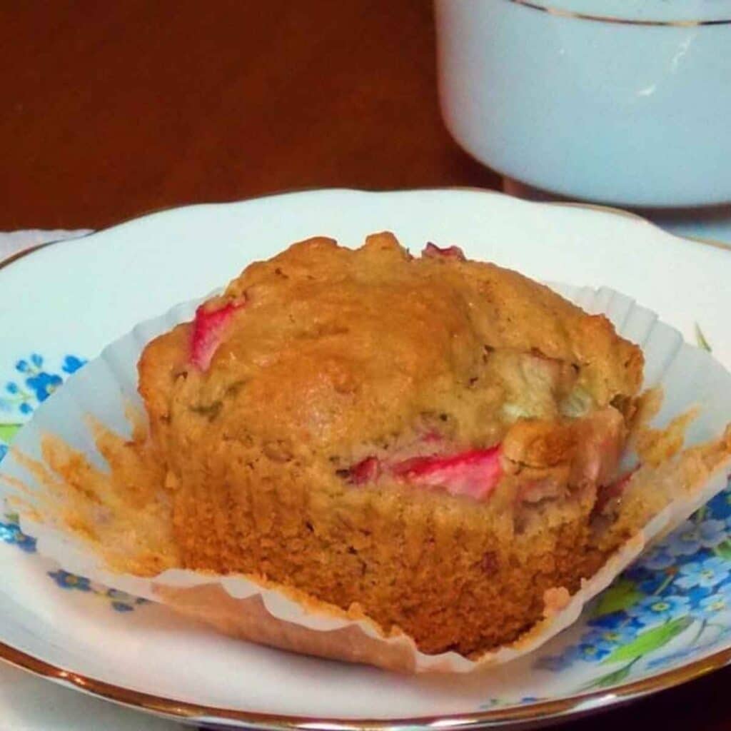 Rhubarb Crumble Muffins - Grumpy's Honeybunch