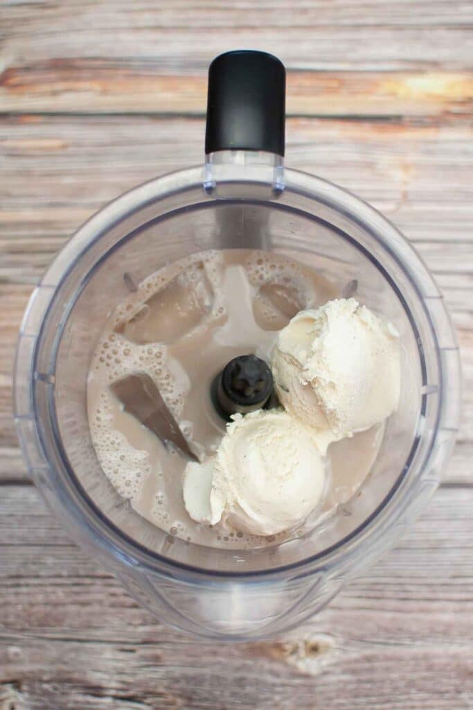 Vanilla Bean Frappuccino: Starbucks Copycat Recipe - Grumpy's Honeybunch