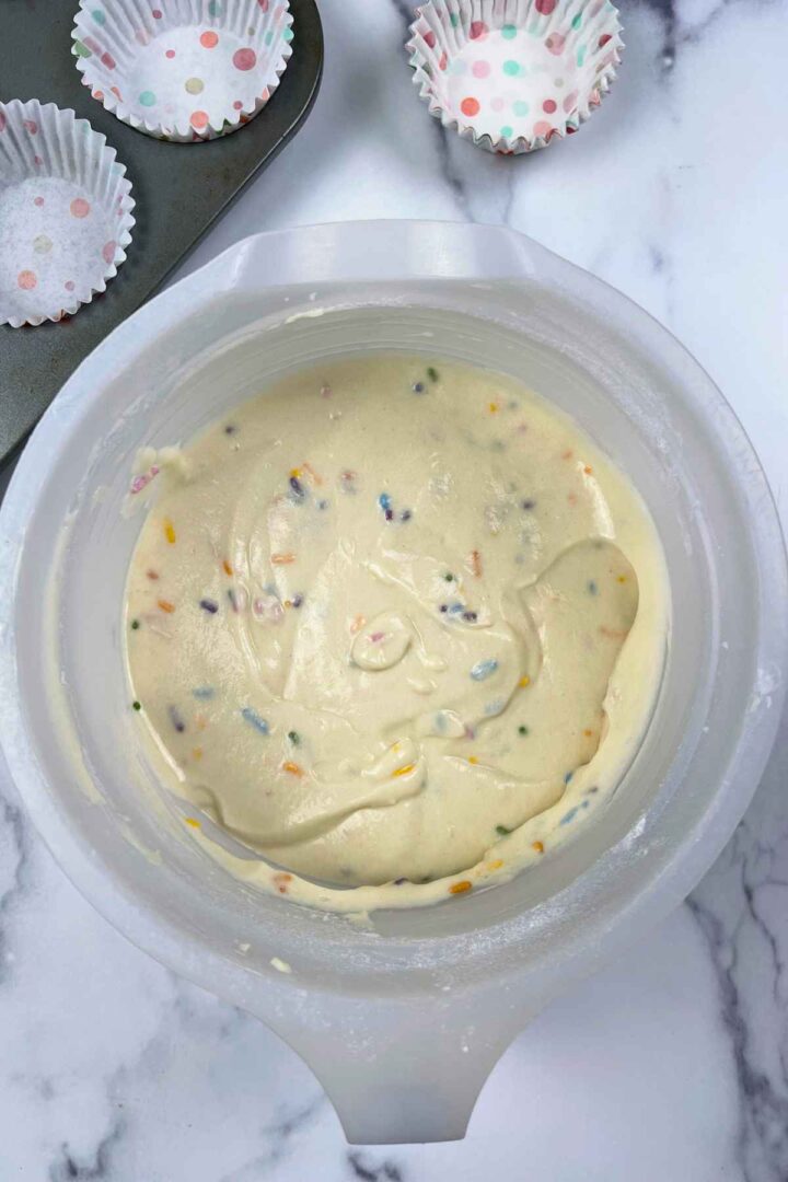 Birthday Cake Cupcakes - Grumpy's Honeybunch