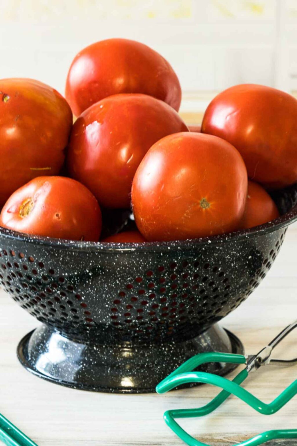 Canning Tomatoes in a Hot Water Bath - Grumpy's Honeybunch