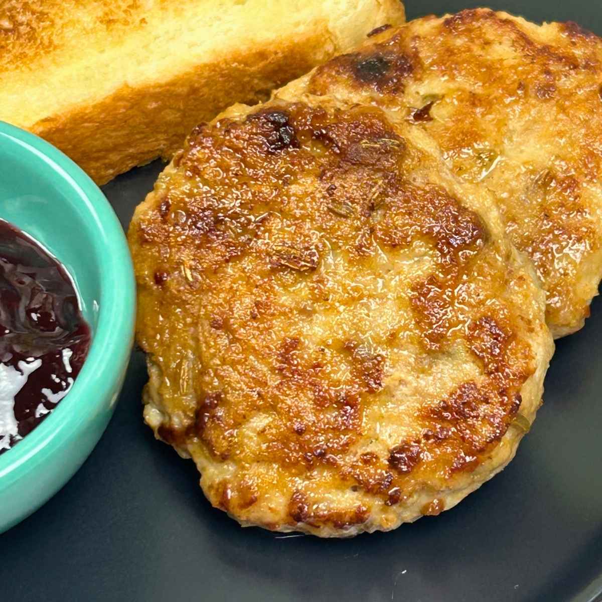 Chicken Breakfast Sausage (Easy Homemade Patties) - Grumpy's Honeybunch